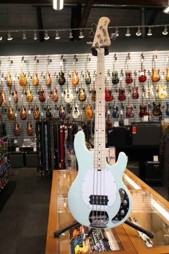 Gear Hunter | Sterling By Music Man - RAY4-MG-M1